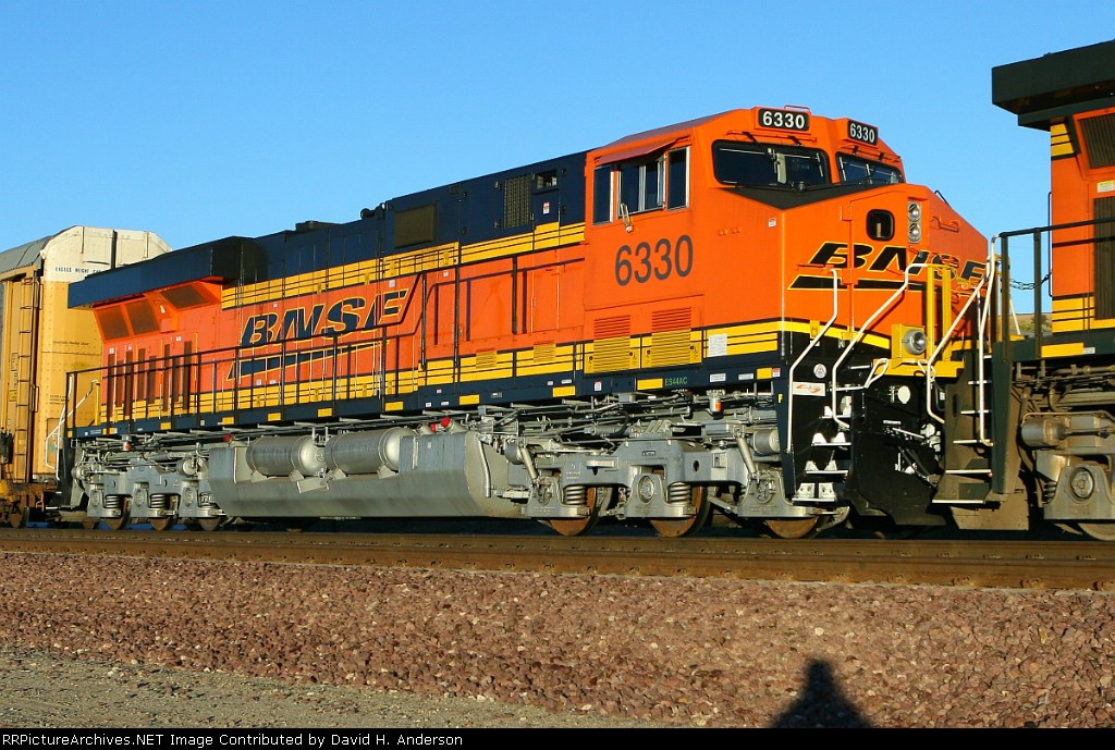 BNSF 6330